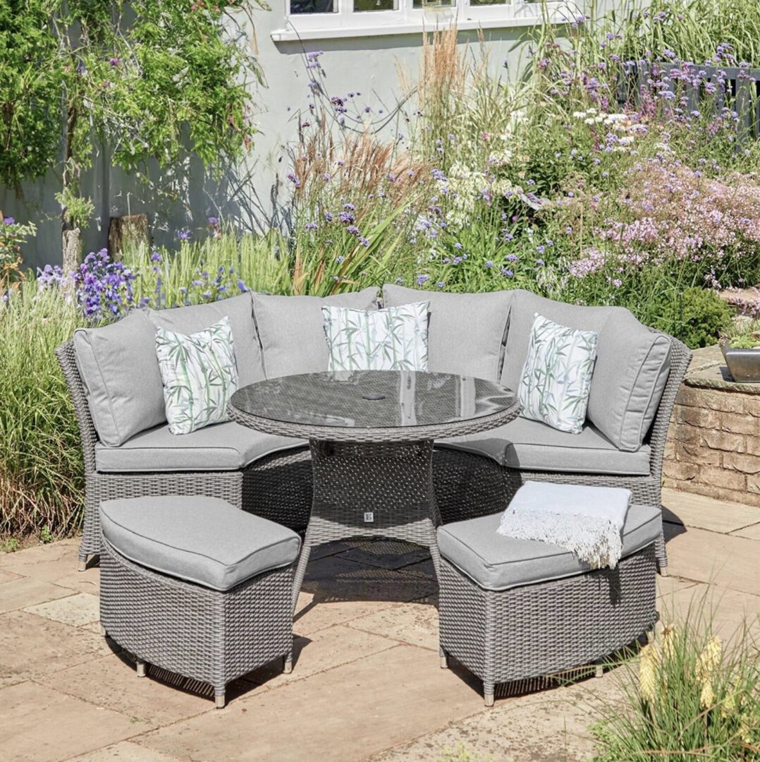 Curved Dining Modular in Stone - Riley’s Garden Centre